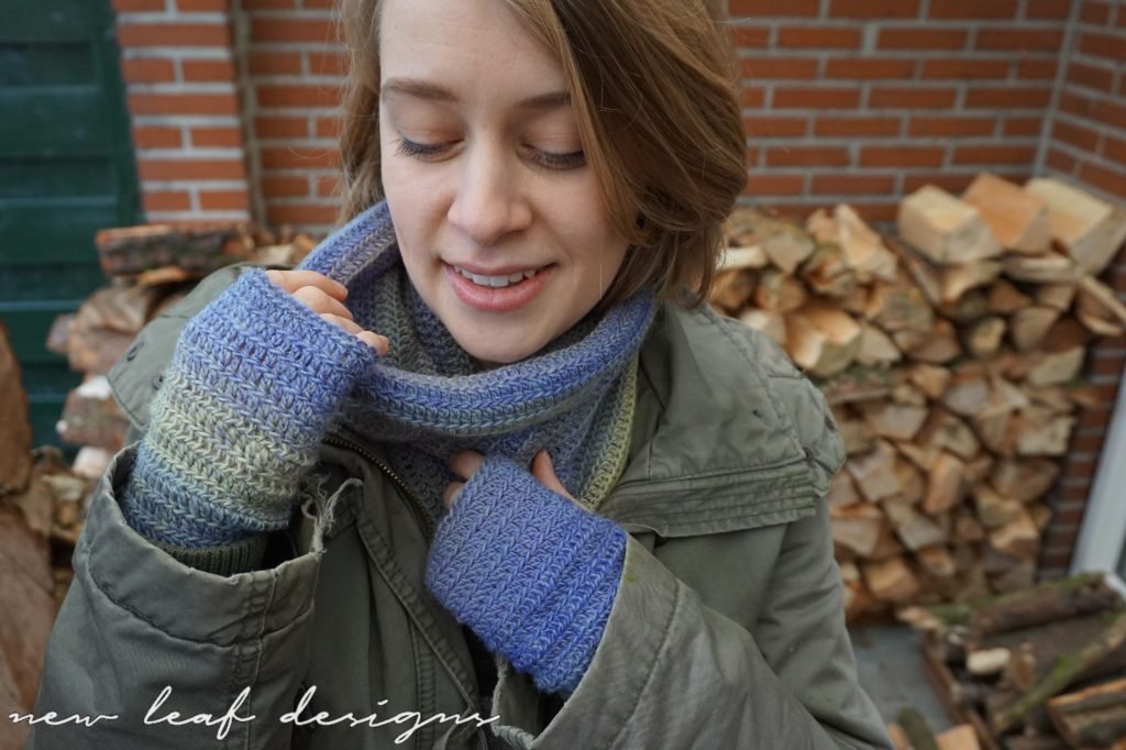 Timber Cowl and Wristies Reveal! - New Leaf Designs
